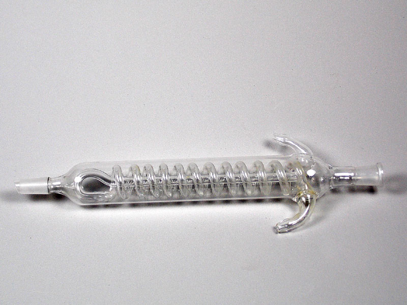 Tube de distillation à reflux - Conservatoire du Patrimoine Hospitalier ...