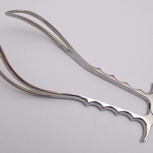 Forceps de Boerma - Conservatoire du Patrimoine Hospitalier Régional