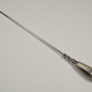 Trocart à ponction d'ascite - Conservatoire du Patrimoine Hospitalier ...